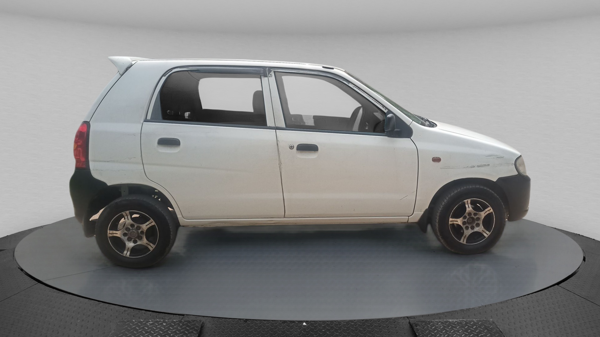 Used Maruti Suzuki Alto LXI in Coimbatore 2010 model, India at Best Price.