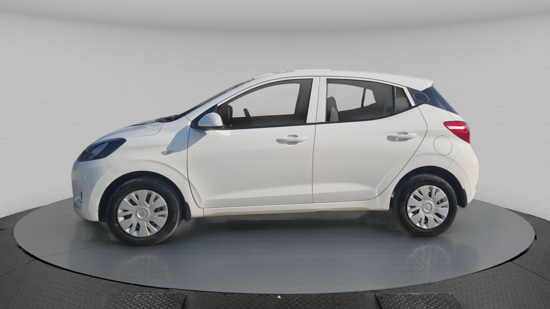Used Hyundai Grand i10 Nios Magna Petrol AMT BS IV in Gurgaon 2019 model, India at Best Price.