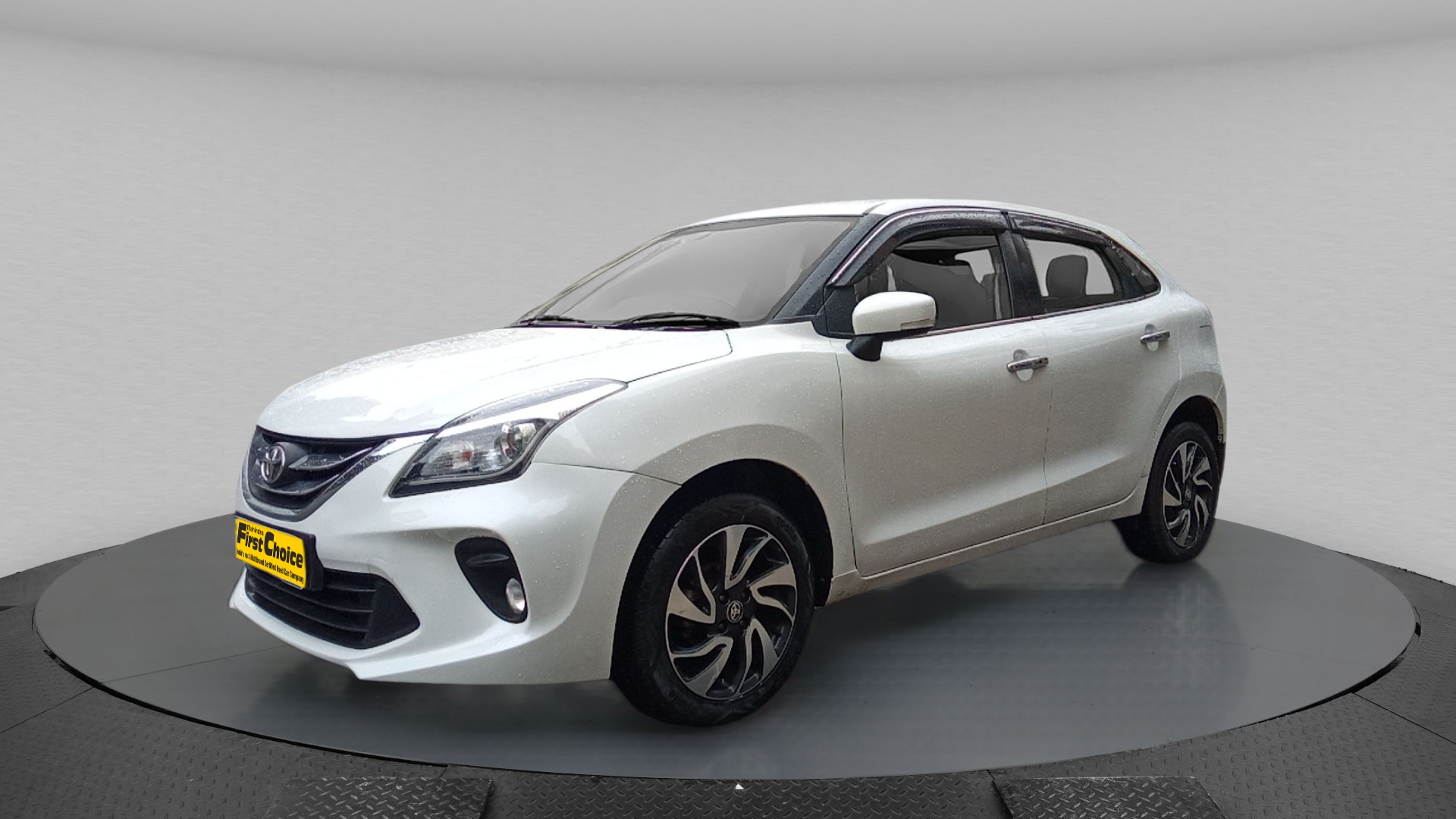 Toyota Glanza G - Mahindra First Choice