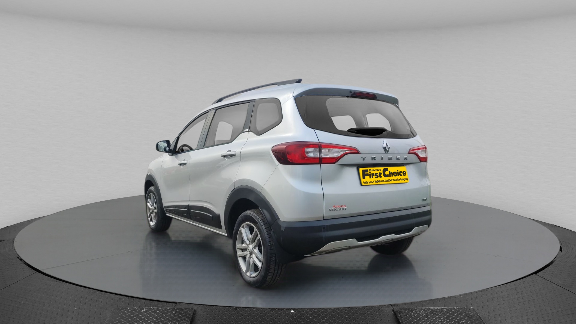 Used Renault Triber RXZ in Rajahmundry 2020 model, India at Best Price.