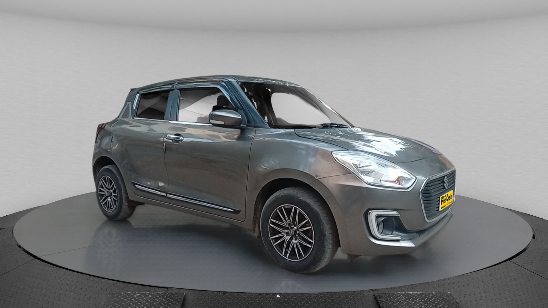 Maruti Suzuki Swift Vxi - Mahindra First Choice