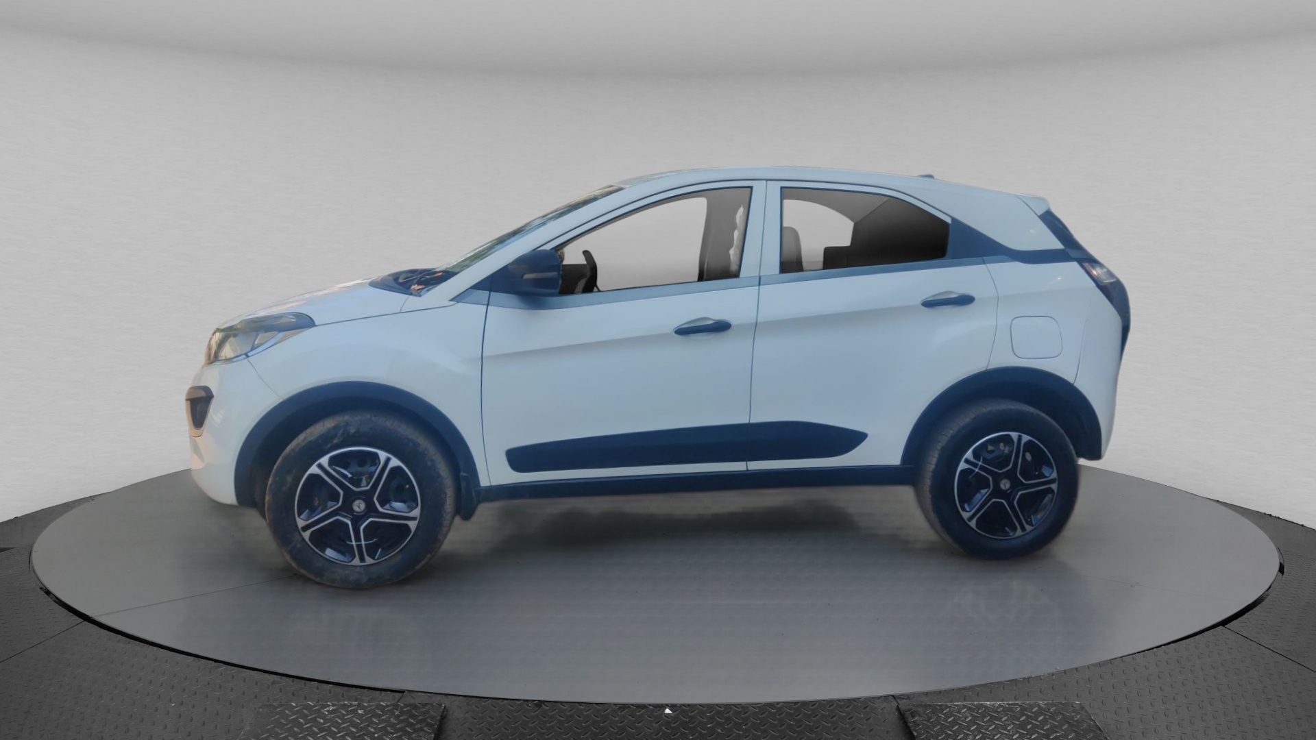 Used Tata Nexon Revotron XMA AMT in Haldwani 2018 model, India at Best ...