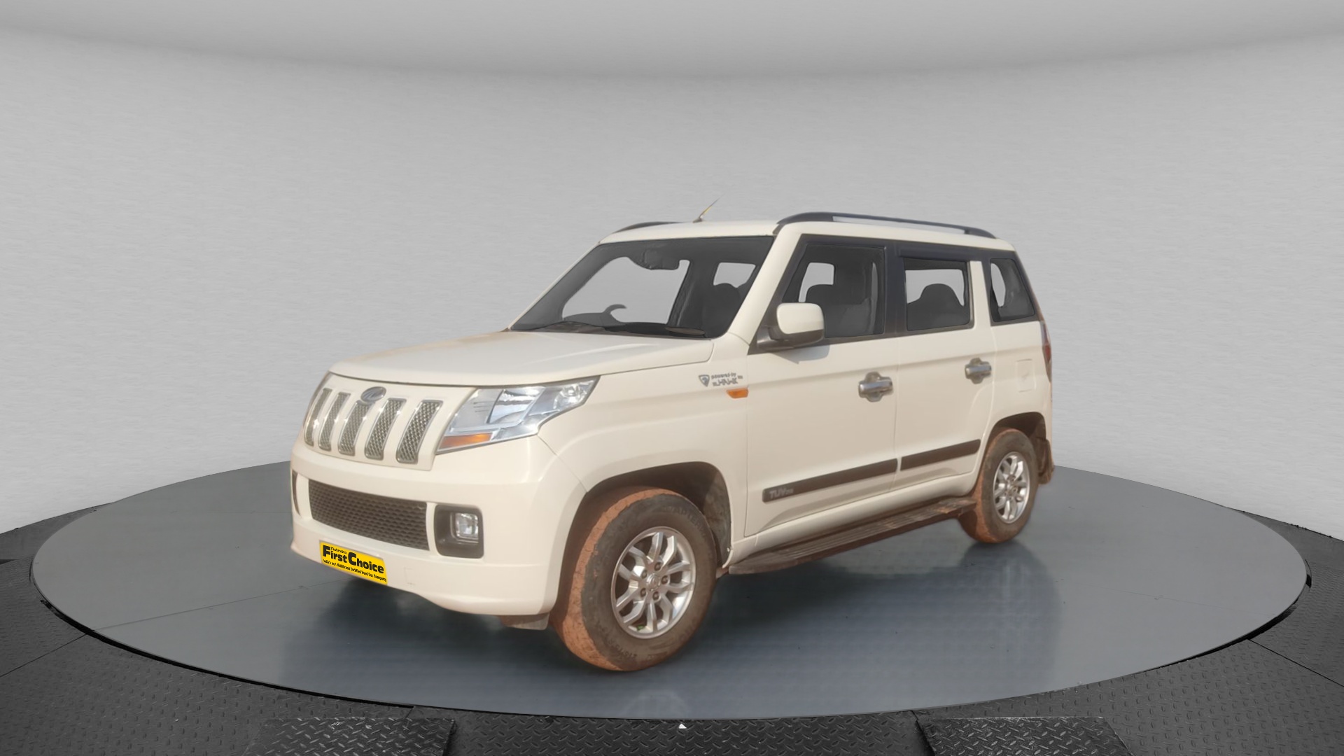 Used Mahindra TUV300 T8 in Chitrakoot 2017 model, India at Best Price.